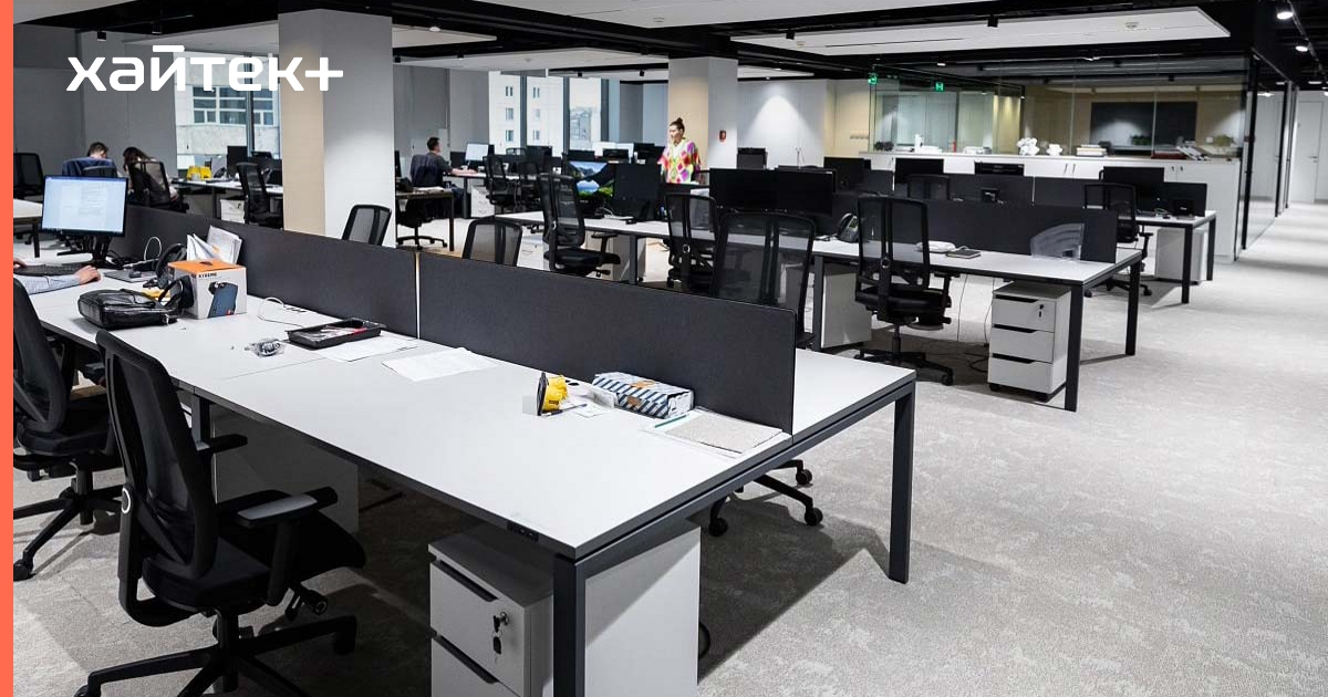 Производитель умной мебели Tabula Sense и сервис Indaspace разработали ИТ-стол для гибридных офисов